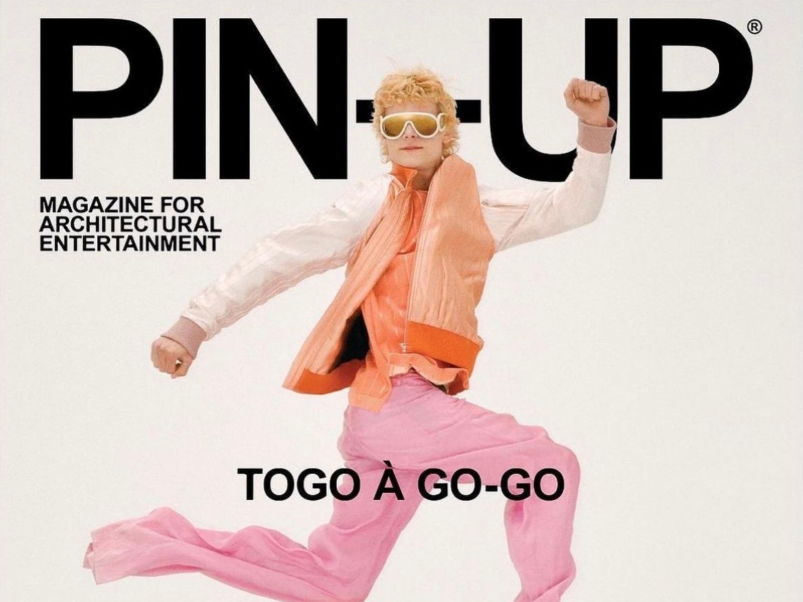 Togo-a-go-go by PIN-UP Magazine | Grafunkt