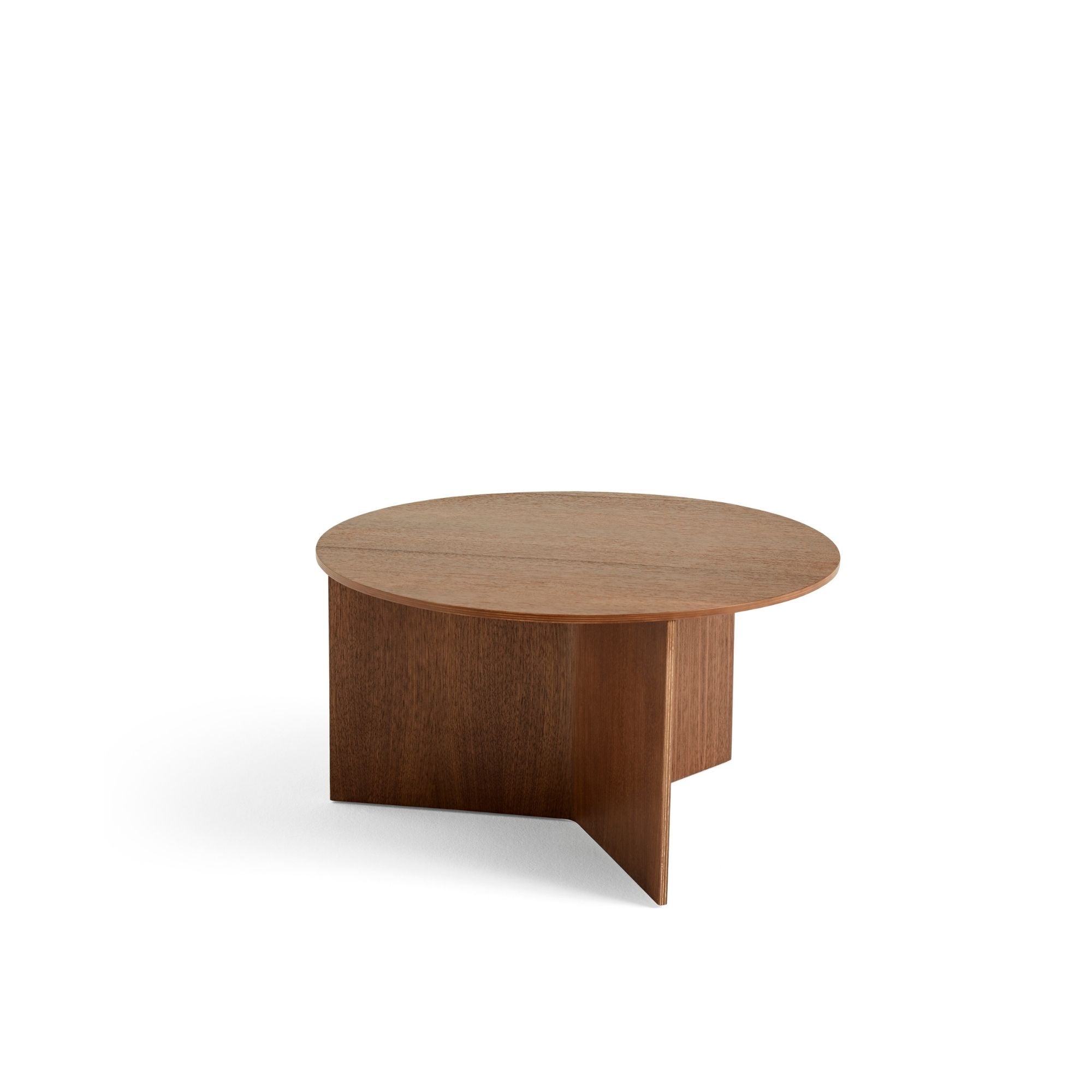 Slit Walnut Table, Round X-Large Ø65 | HAY Singapore | Grafunkt
